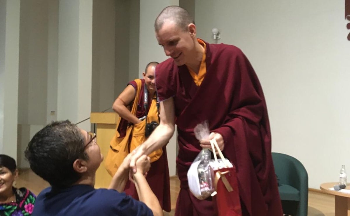 "El mundo necesita más ética laica": Así fue la visita de Lama Rinchen ...